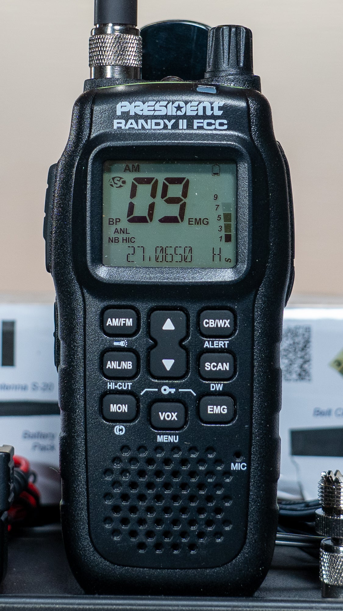 Handheld CB Radios | Right Channel Radios